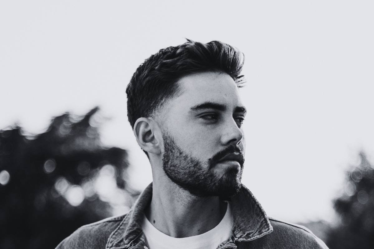 20 Best Haircuts For Men With Round Faces In 2024